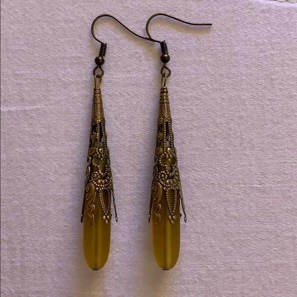 Jewelry | Yellow Tear Drop Glass Bead With Gold Lacing | Poshmark